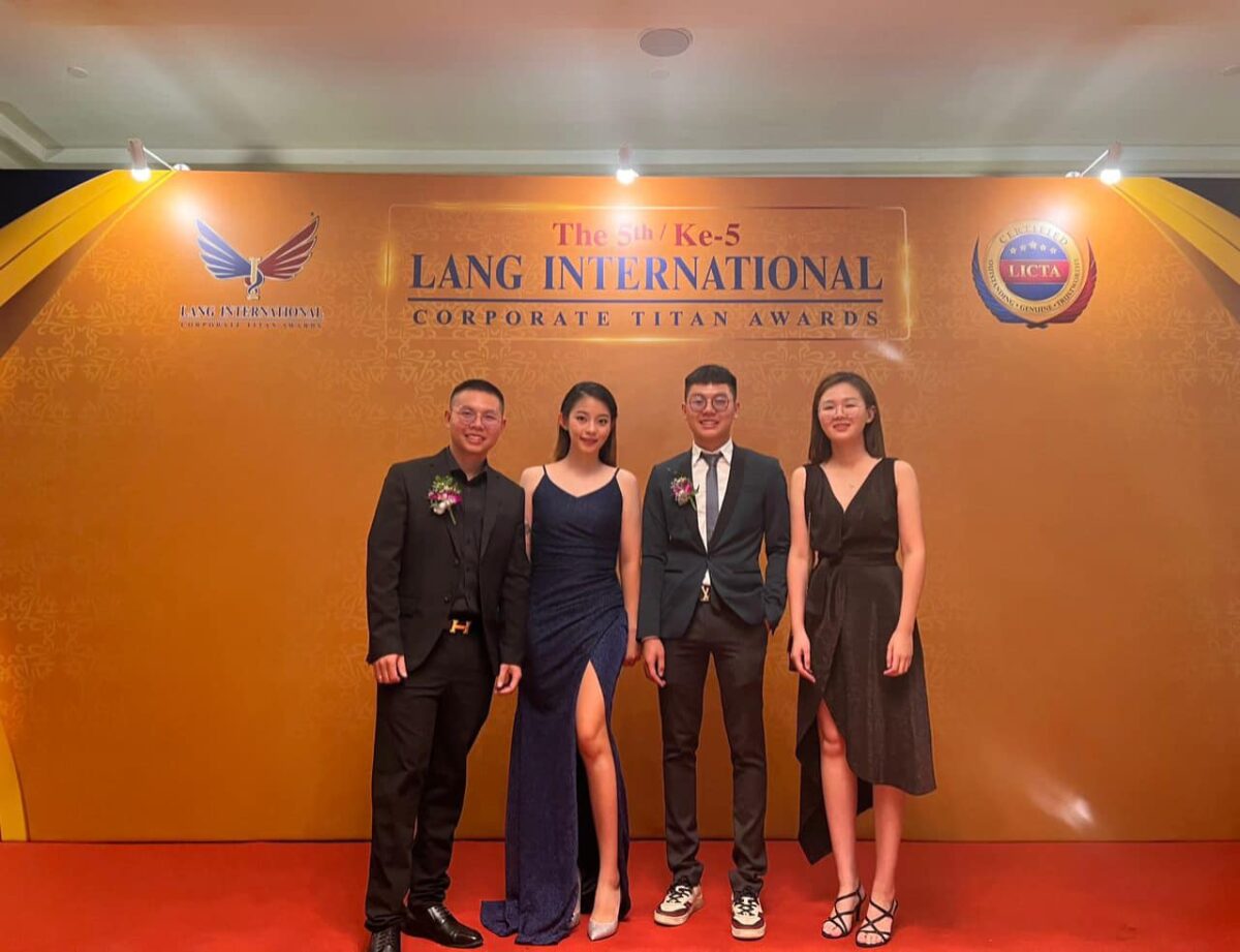 Mun Meng awarded Excellent Durians Exporter at Lang International ...